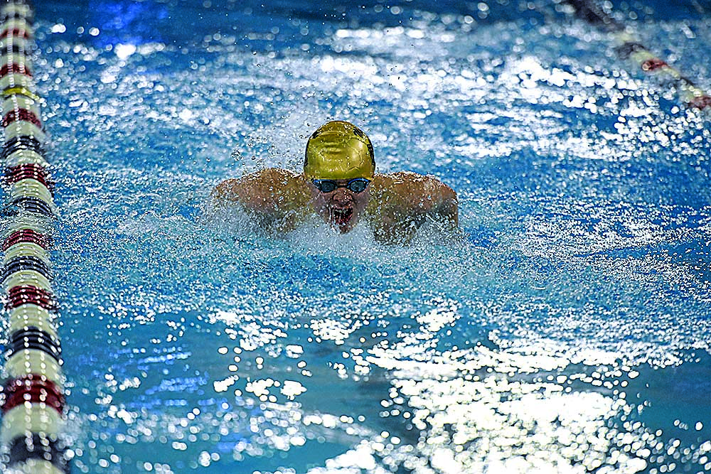 St. Clairsville girls capture Wheeling Park National Guard Invitational ...